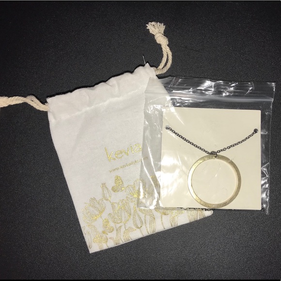 Kevia Style | Jewelry | Kevia Style Circle Pendant Long Necklace | Poshmark